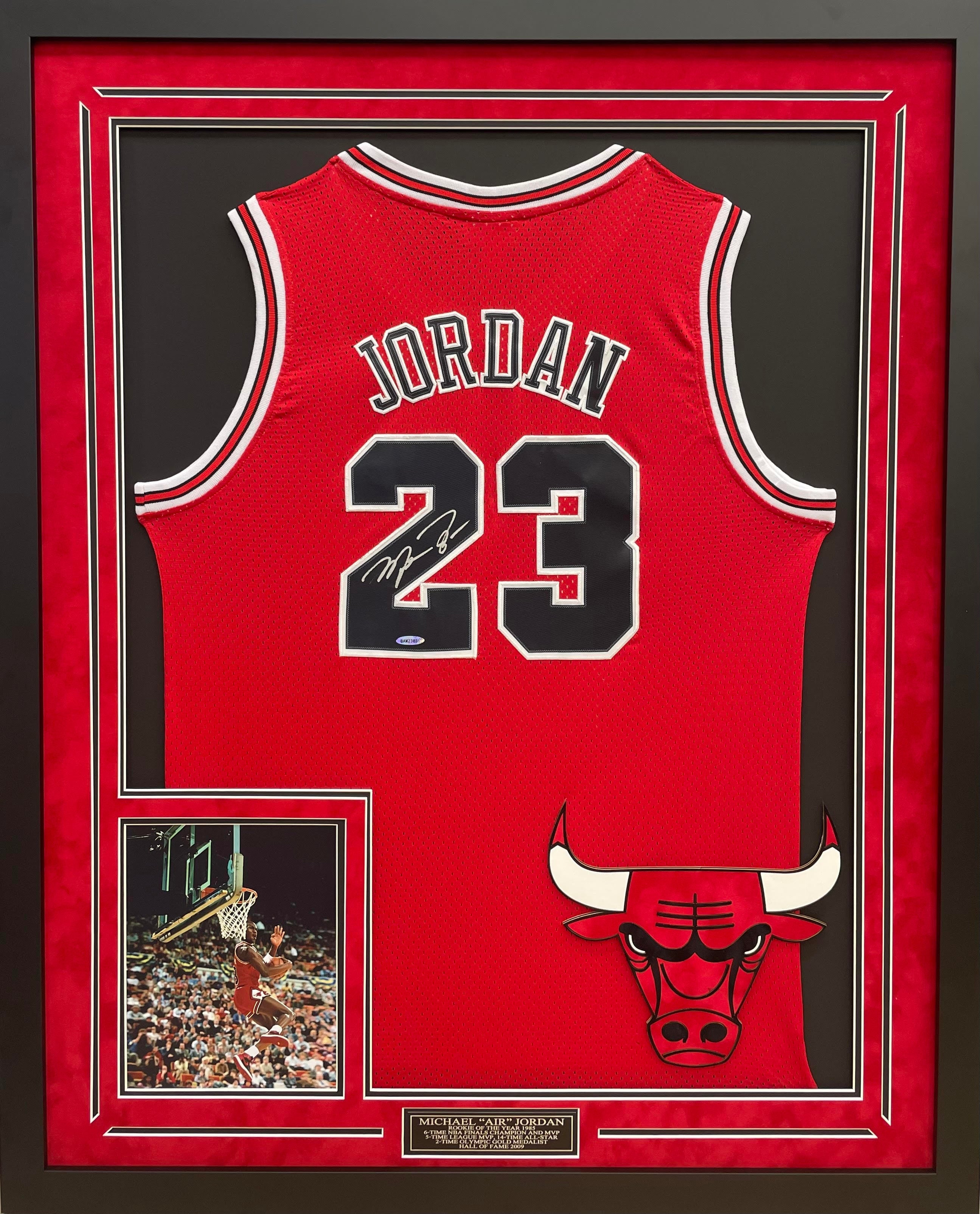Custom Framed Jerseys – Signature Collectibles