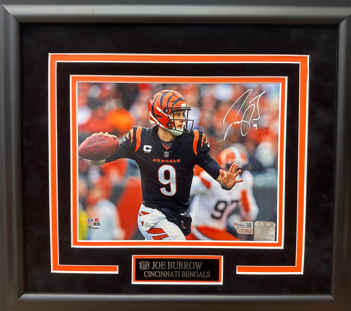 Custom Framing Final Copy – Signature Collectibles